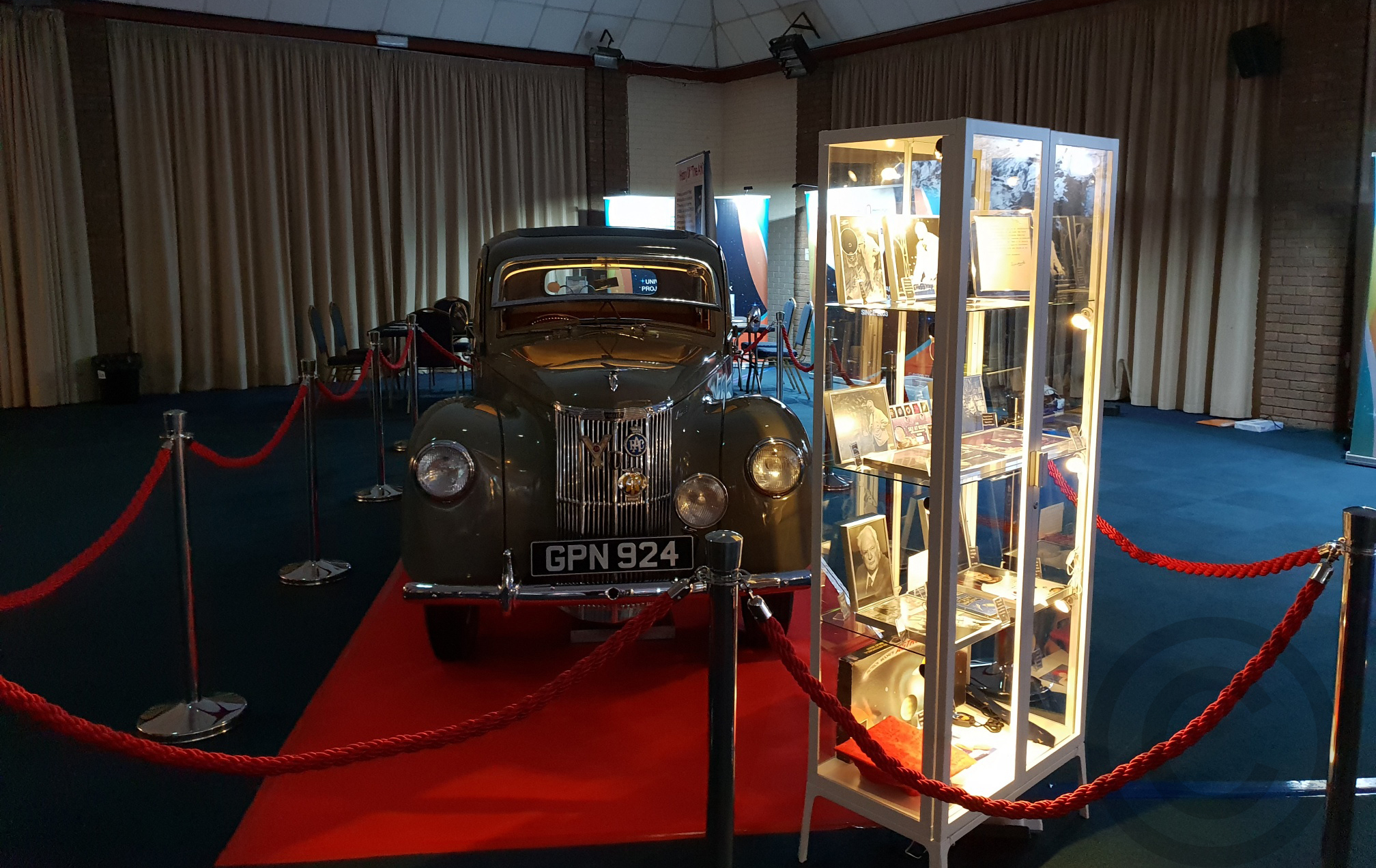 Rother Valley Optics Tribute to Sir Patrick Moore - Rother Valley ...